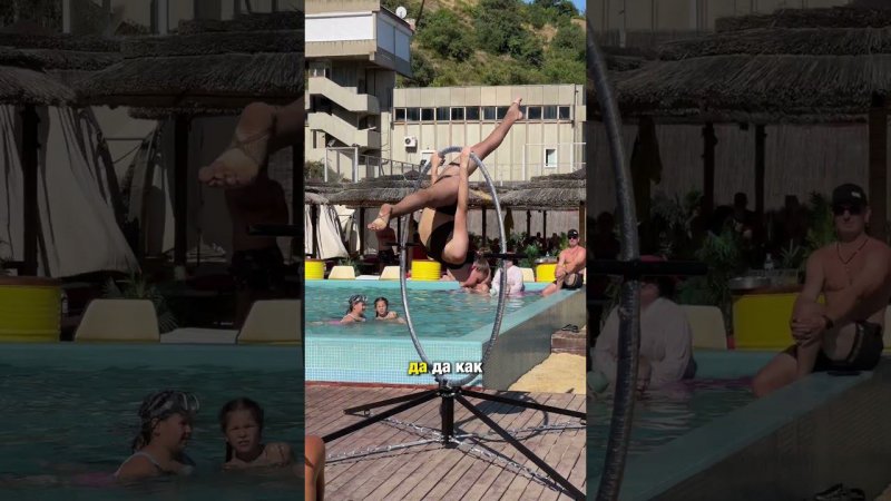 Единственный песчаный пляж в Ялте. Kiki beach недалеко от пляжа отеля Интурист.