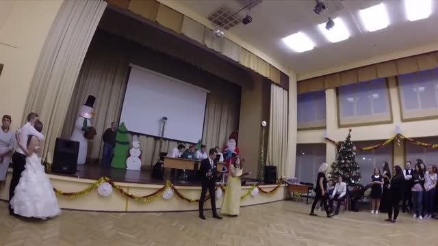 Новогодний бал-маскарад для старшеклассников. 2015 год