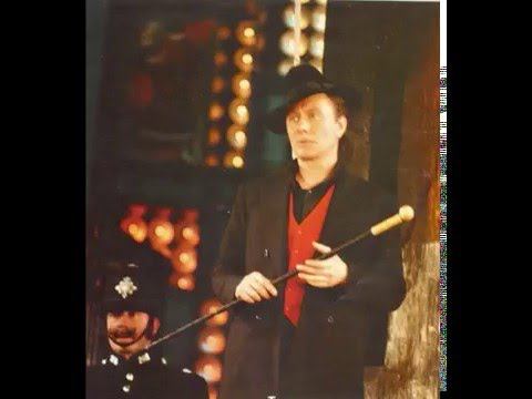 Андрей Миронов. "Баллада о приятной жизни" ("Трехгрошовая опера")