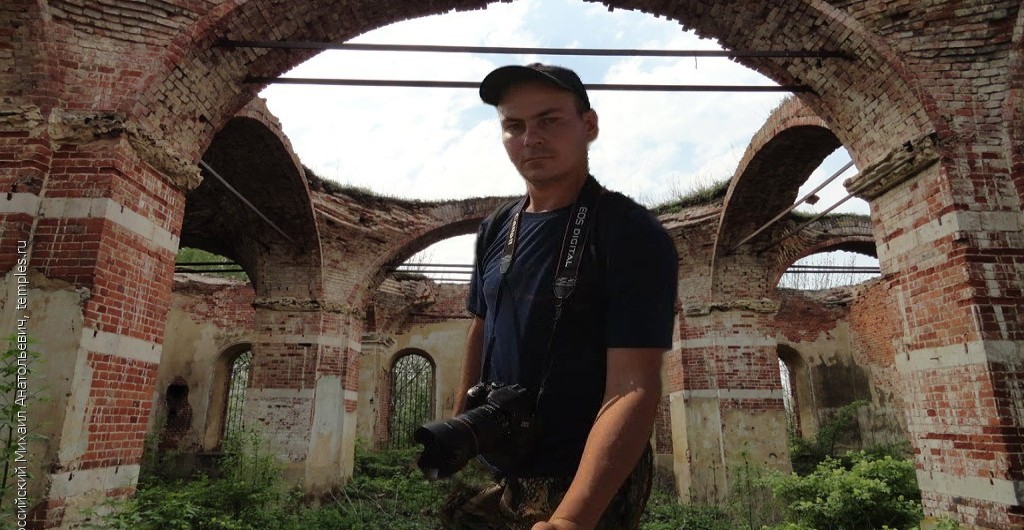 Поход к заброшенной церкви в селе Поздное