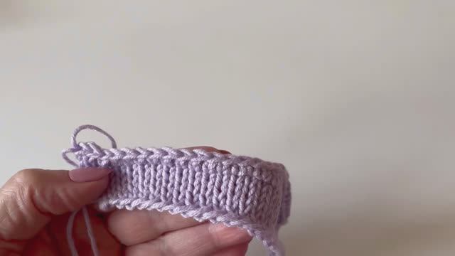Способ закрытия лицевой глади , чтобы край не закручивался👌