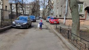 По дороге на площадку