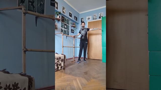 Экзерсис у станка. Плие,батман,ронд,танлие