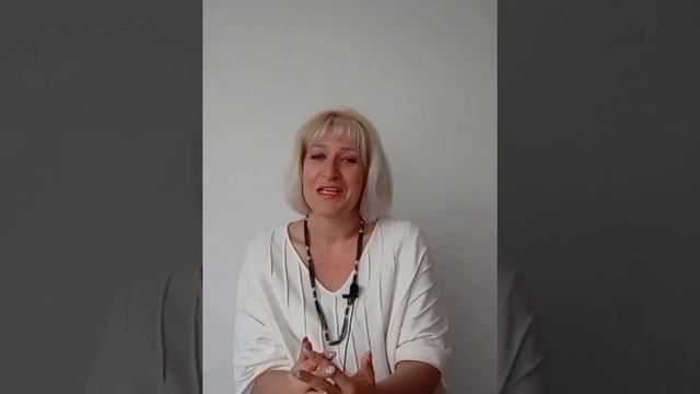 Ну и кто тут любопытная кошка???
