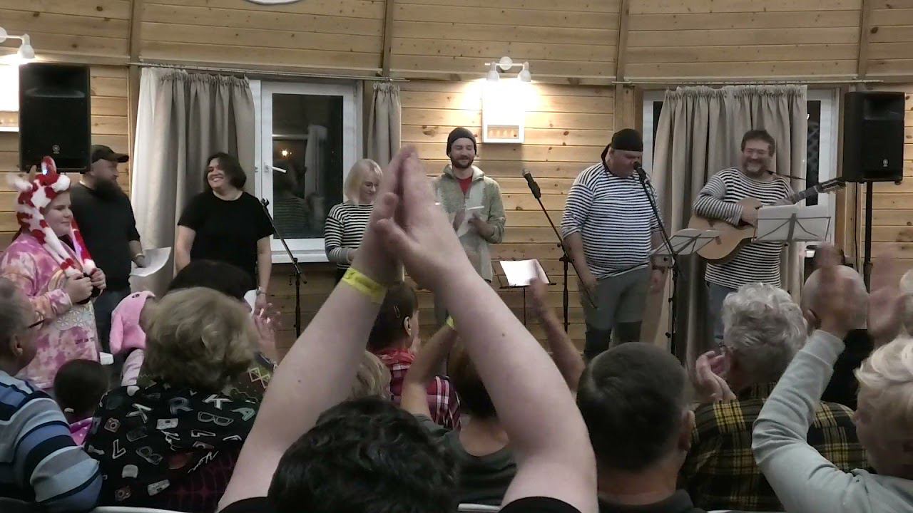 2021. Осень. Выступление группы Подосиновики на слете куста Калужский