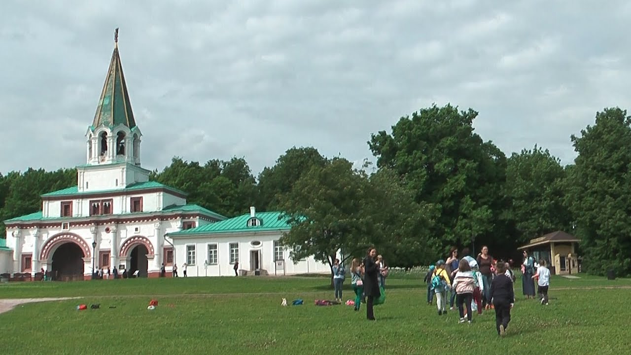 История Коломенского (за кадром)
