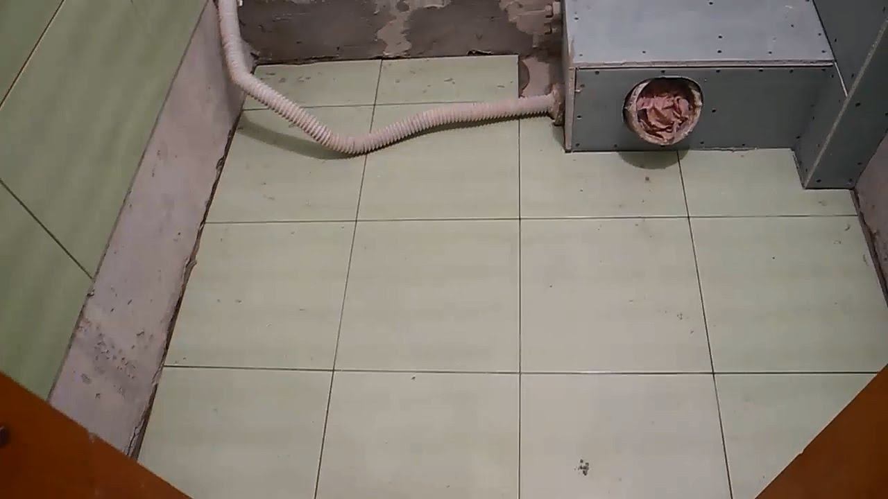 Укладка плитки на заваленные стены до 10 см.  ч.3