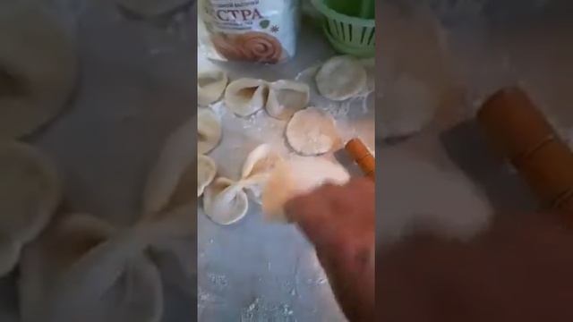 Как сделать из теста "бантики"????? Автор : Филатова Наталья Владимировна (повар)