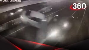 Видео: момент ДТП с Майбахом Собчак