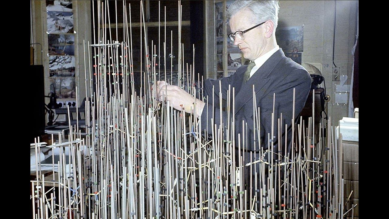 Cambridge’s Laboratory of Molecular Biology on a Russian fields