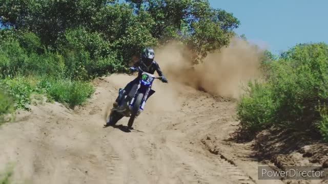 Видео мастерства мотобайкера