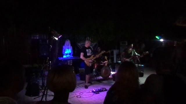 Группа Крови "Кино" - Башмак Великана (Коктебель 22.07.2019 - соло Глеба Мусихина)