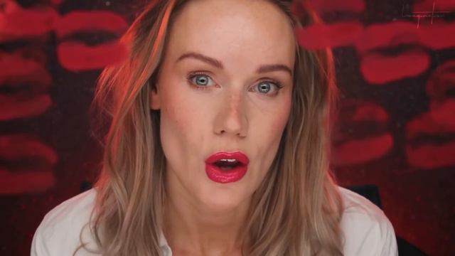 ASMR  CLOSE-UP KISSES on your screen PERSONAL ATTENTION