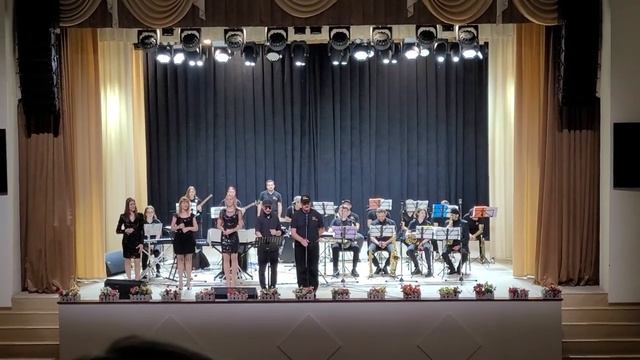 Биляр Бэнд .  Джазовый оркестр?