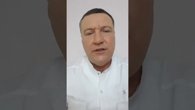 Что делать если шатается зуб?  #shorts