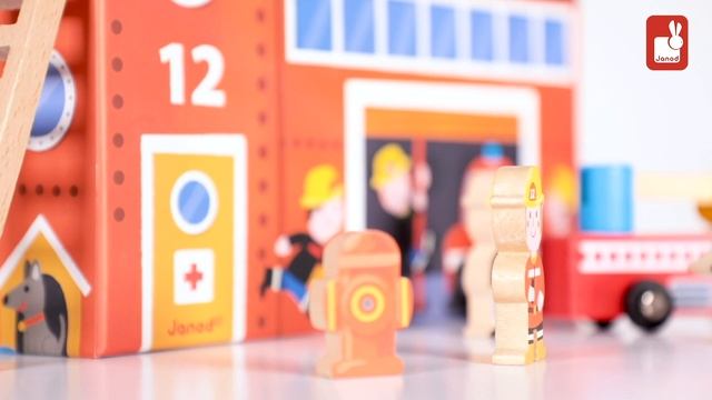 Игровой набор с деревянными фигурками Janod «Пожарные» - J08522