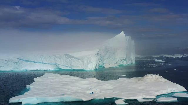 East Greenland - Sailing