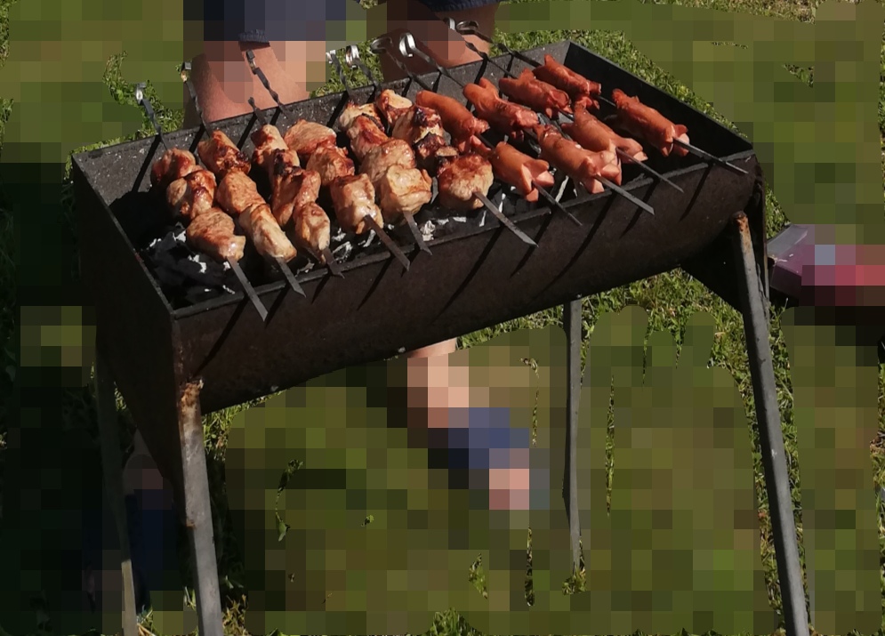 Ч 1 Шашлык из Карбонада Свинины и Сосиски на Шампурах в Пензенской обл на Базе Кроптово 24 июля 2022