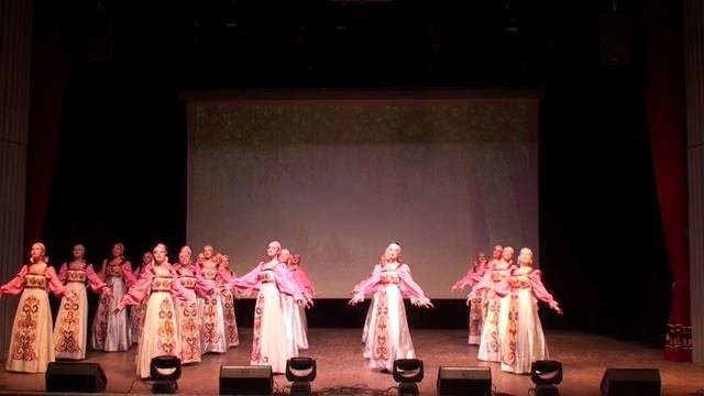 танец Пуховый платок