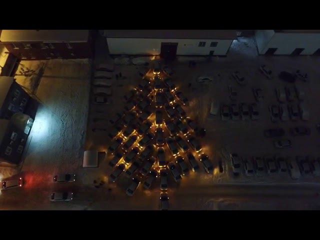 Новогодняя ёлка из а/м такси