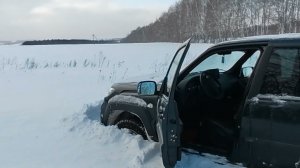 Нива тревел по снегу