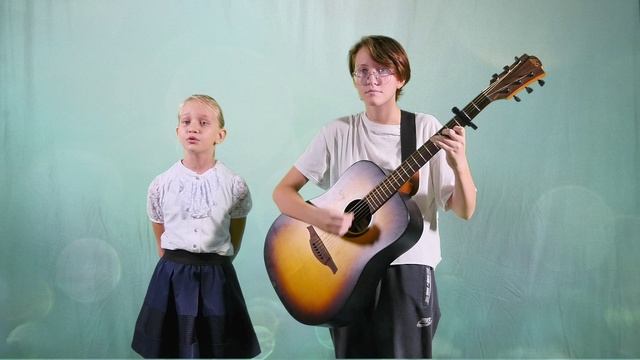 Ну в кого такие уши.mp4