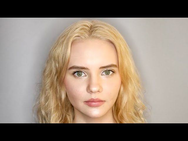 Актерская визитка Арина Курганская