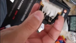 Снятие ножа с машинки для стрижки волос MRM-POWER MRM-778 #машинкадлястрижки #стрижкаволос #лезвие