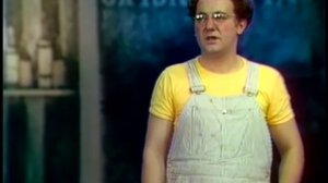 Coluche - Le CRS Arabe