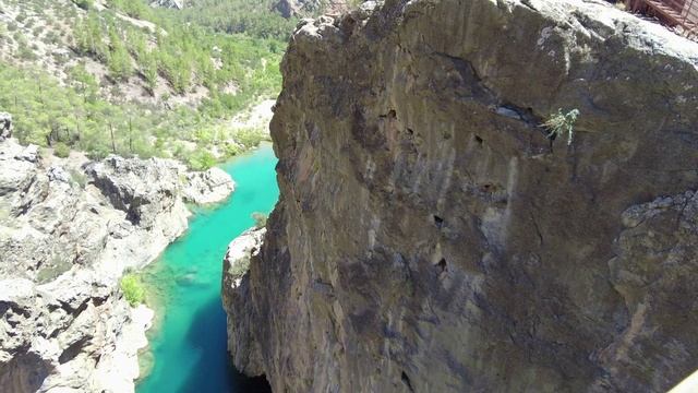 Серия 33. Эпичная поездка к водопаду Йеркепрю (Yerköprü Şelalesi).