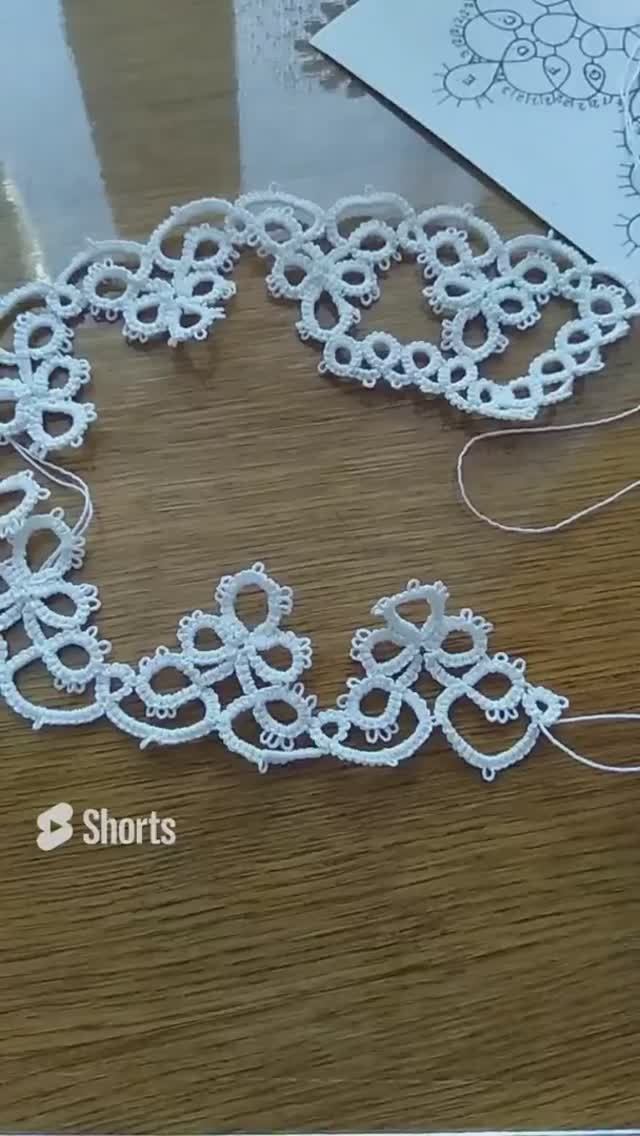 Фриволите иглой. Воротник.