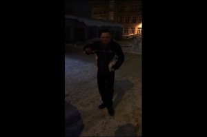 Майкл Джексон на прогулке