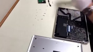 Installing an SSD in a MacBook Pro 9,2