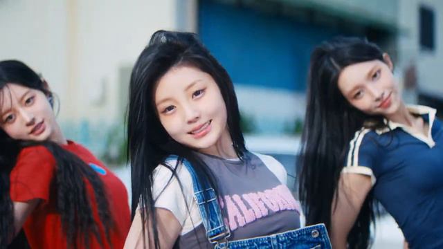 ILLIT lucky girl syndrome mv
