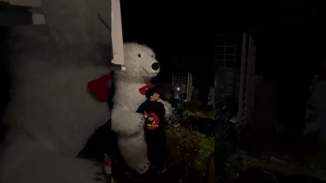 Видео от БЕЛЫЙ МИШКА МАКС! УРЮПИНСК_05