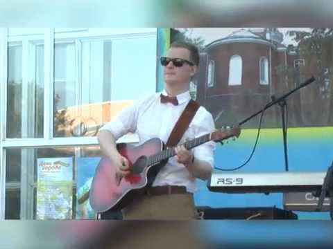 День города 2014. Азарх. Небо очень высоко.