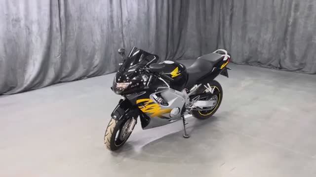 MOTO-TEAM-HONDA-CBR600F4-1999г-Из-Европы_33