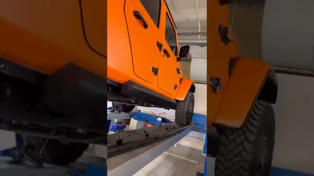 Jeep - выезжающие электропороги