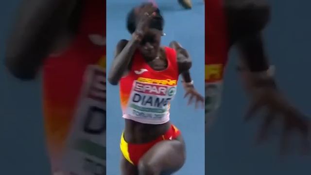 Мощнейший разбег и приземление #Diame #красивыеспортсменки #прыжоквдлину