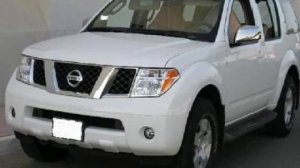 Nissan Pathfinder 2006-White for sale in Qatar