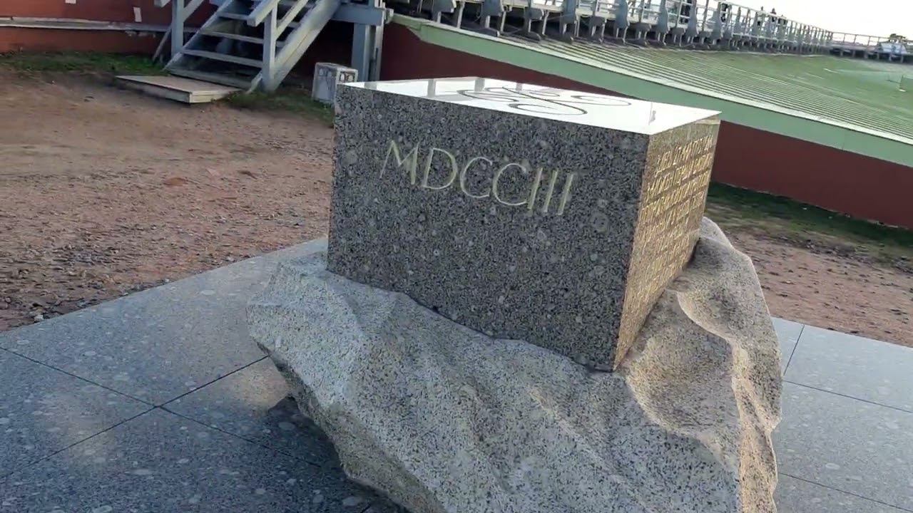 Первый бастион
