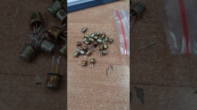 Транзисторы 201 Цена в видео!!! ?