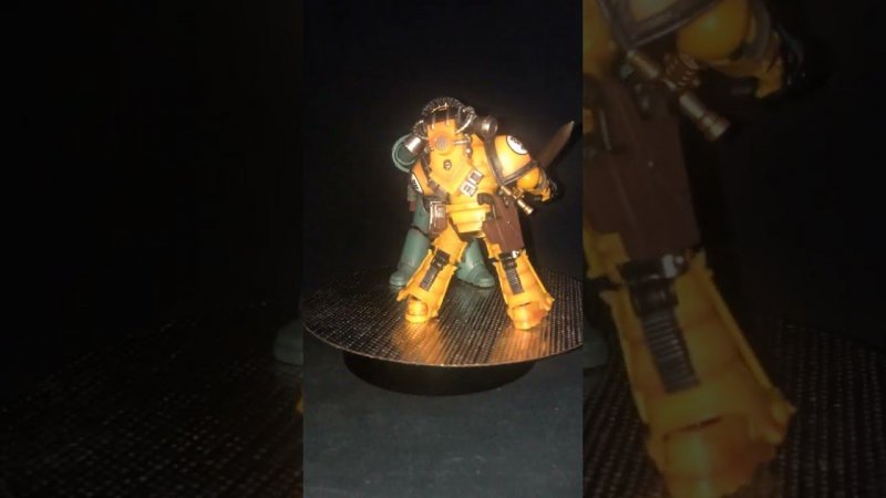 Imperial Fist VS Son of Horus #shorts  #warhammer40k #horusheresy #spacemarines #warhammer