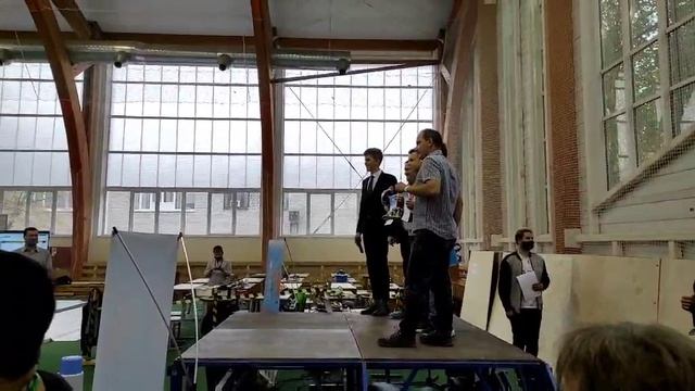 Награждение команды "Синий трактор". Номинация "Мини-сумо 10x10".